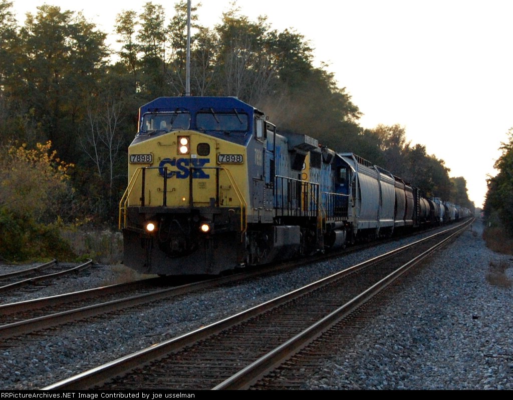 CSX 7898